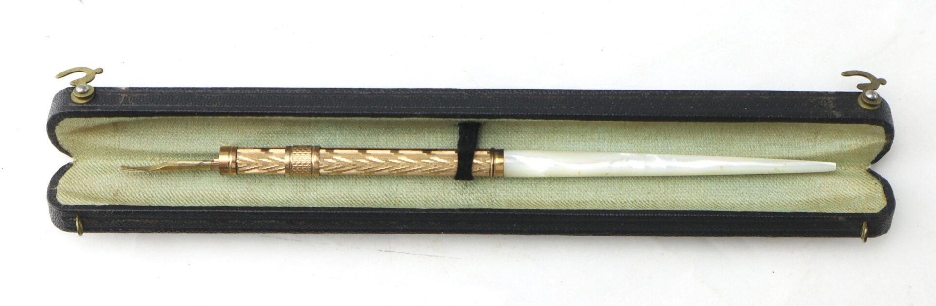 Civil War Fountain, Pen Constructed of Golden Ivory / SOLD - Union ...
